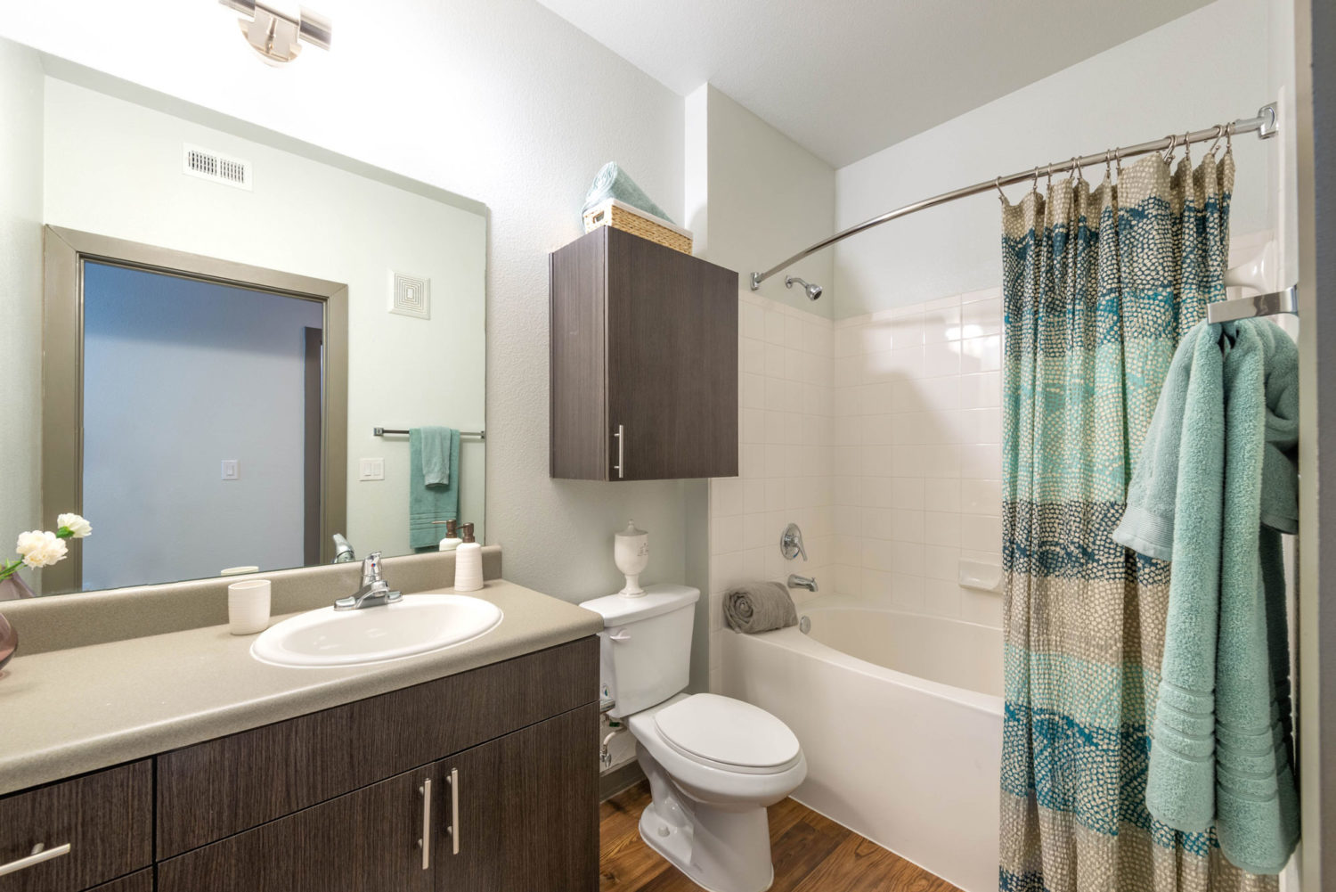 University of Houston Housing | Photos | Campus Vue Apartments